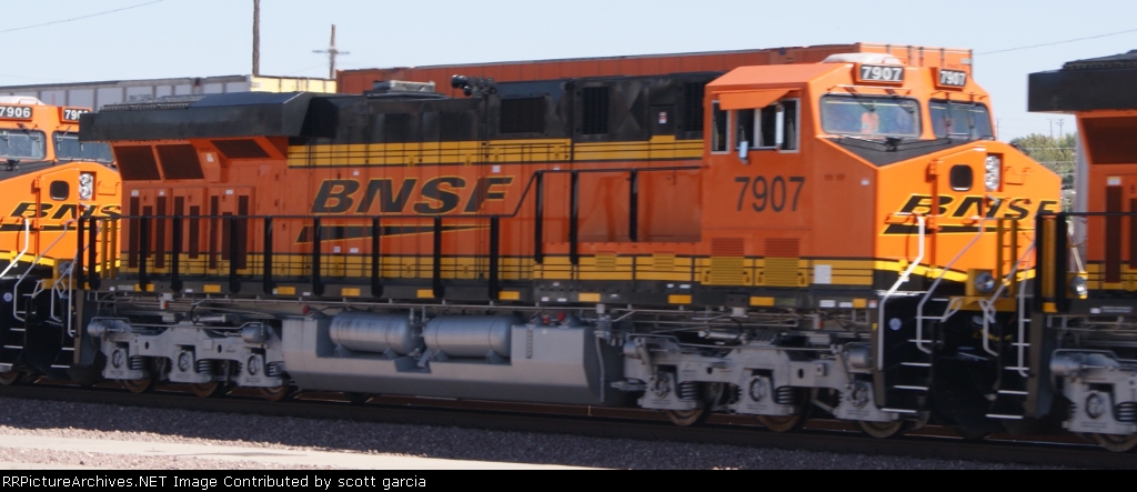 BNSF 7907